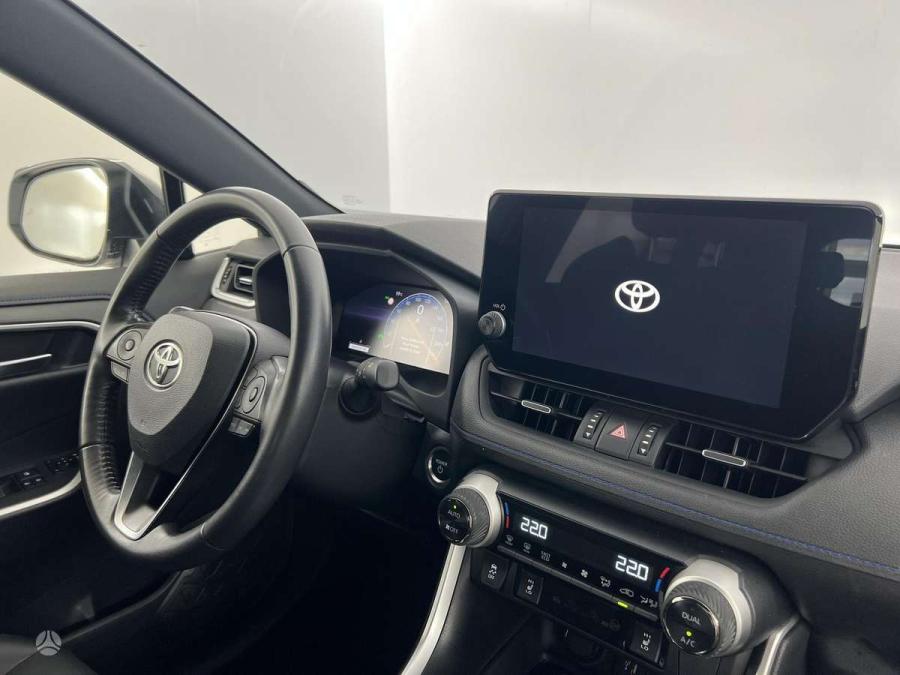 Balts Toyota RAV4 2024 Viļņa, ar dzinēja tilpumu 2.49 L un nobraukumu 76 tūkst. km par 40900 €, foto 15 vietnē AUTOMOTO.COM.LV