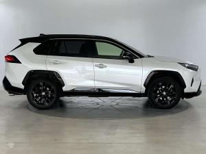 Balts Toyota RAV4 2024 Viļņa, ar dzinēja tilpumu 2.49 L un nobraukumu 76 tūkst. km par 40900 €, foto 17 vietnē AUTOMOTO.COM.LV