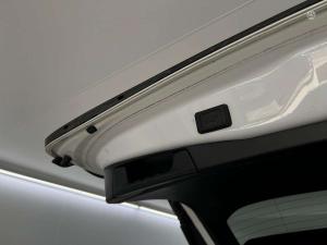 Balts Toyota RAV4 2024 Viļņa, ar dzinēja tilpumu 2.49 L un nobraukumu 76 tūkst. km par 40900 €, foto 29 vietnē AUTOMOTO.COM.LV