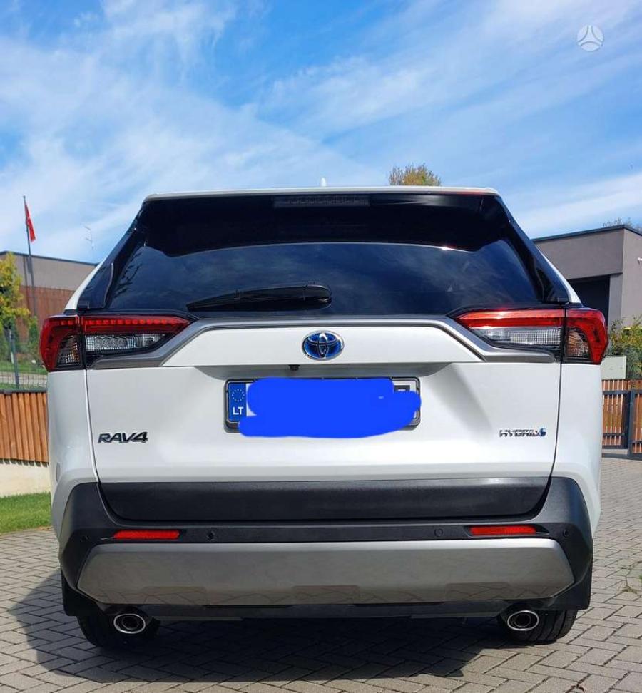 Balts Toyota RAV4 2024 Viļņa, ar dzinēja tilpumu 2.49 L un nobraukumu 54 tūkst. km par 35300 €, foto 8 vietnē AUTOMOTO.COM.LV