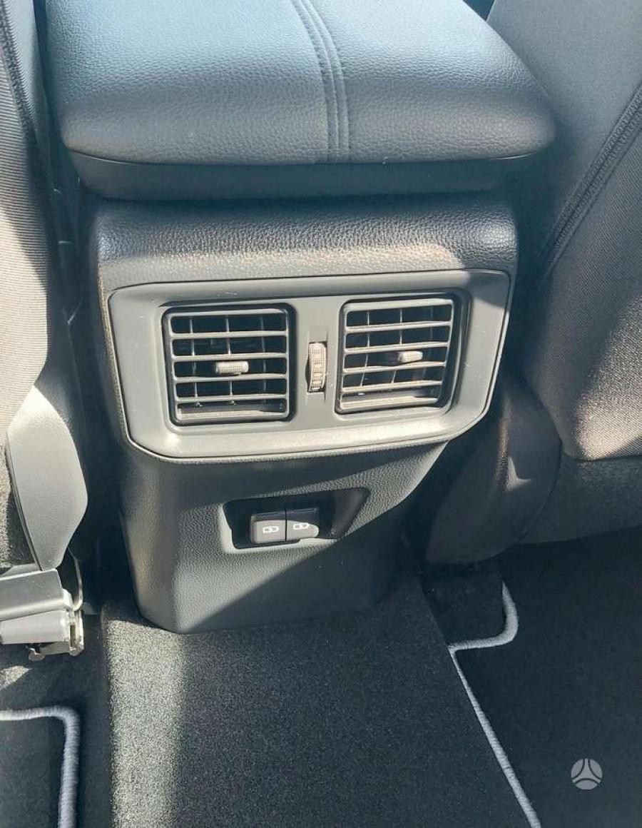 Balts Toyota RAV4 2024 Viļņa, ar dzinēja tilpumu 2.49 L un nobraukumu 54 tūkst. km par 35300 €, foto 19 vietnē AUTOMOTO.COM.LV