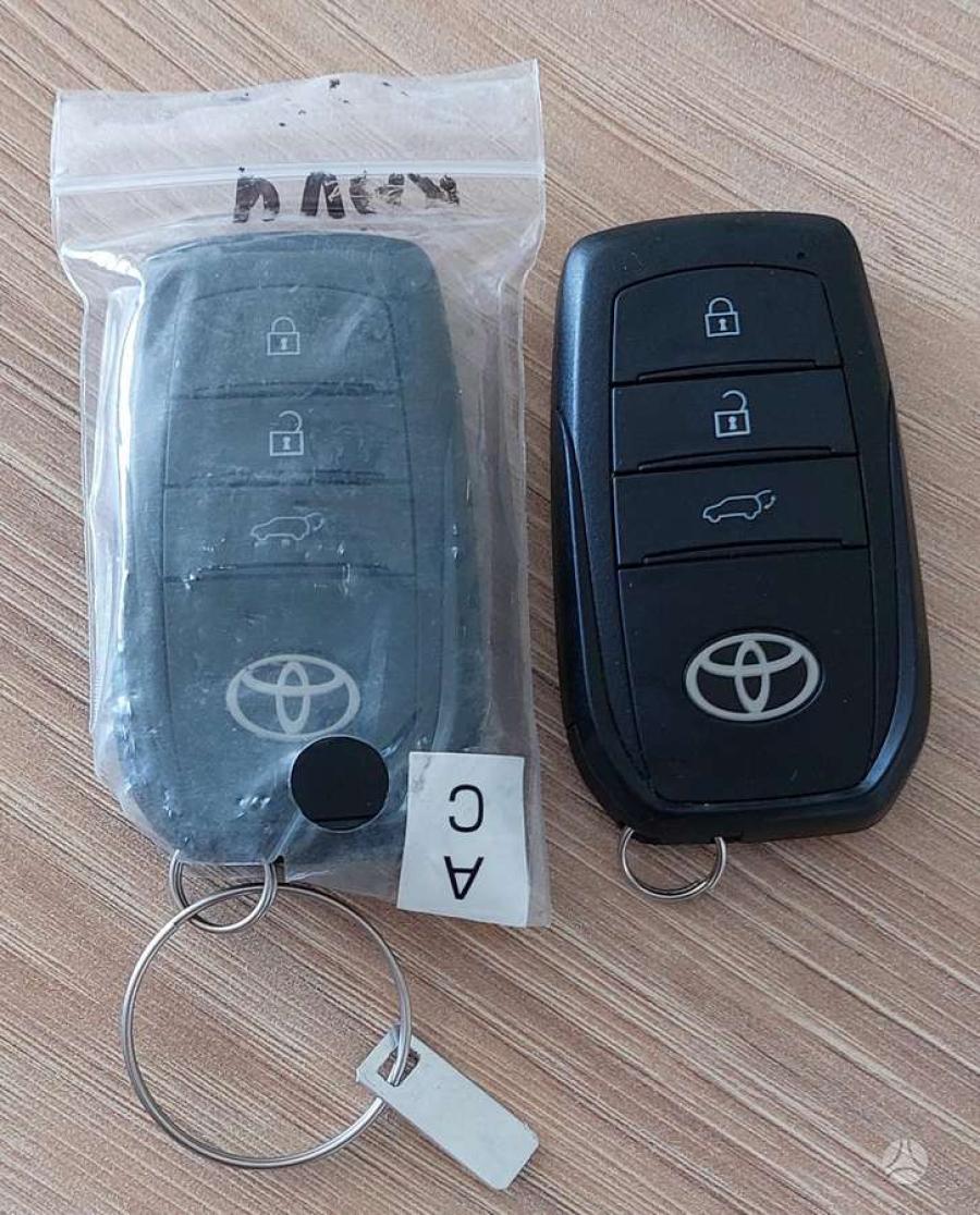 Balts Toyota RAV4 2024 Viļņa, ar dzinēja tilpumu 2.49 L un nobraukumu 54 tūkst. km par 35300 €, foto 26 vietnē AUTOMOTO.COM.LV