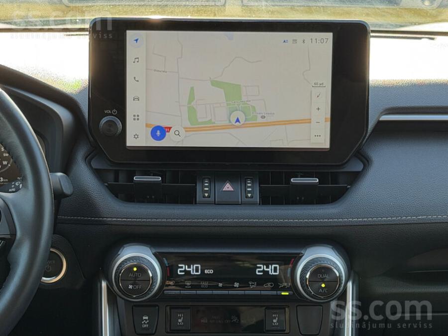 Balts Toyota RAV4 2024 Liepāja, ar dzinēja tilpumu 2.50 L un nobraukumu 43 tūkst. km par 33900 €, foto 16 vietnē AUTOMOTO.COM.LV