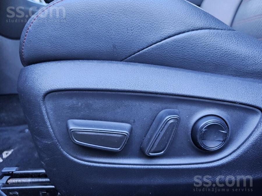 White Toyota RAV4 2024 in Riga, with an engine capacity of 2.50 L and mileage of 135 thousand km for 37900 €, photo 13 on AUTOMOTO.COM.LV