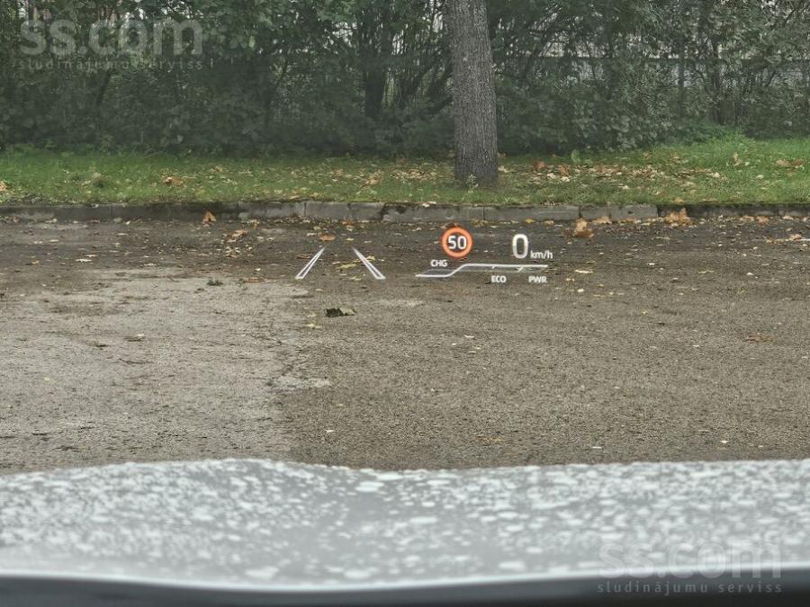 White Toyota RAV4 2024 in Riga, with an engine capacity of 2.50 L and mileage of 135 thousand km for 37900 €, photo 18 on AUTOMOTO.COM.LV