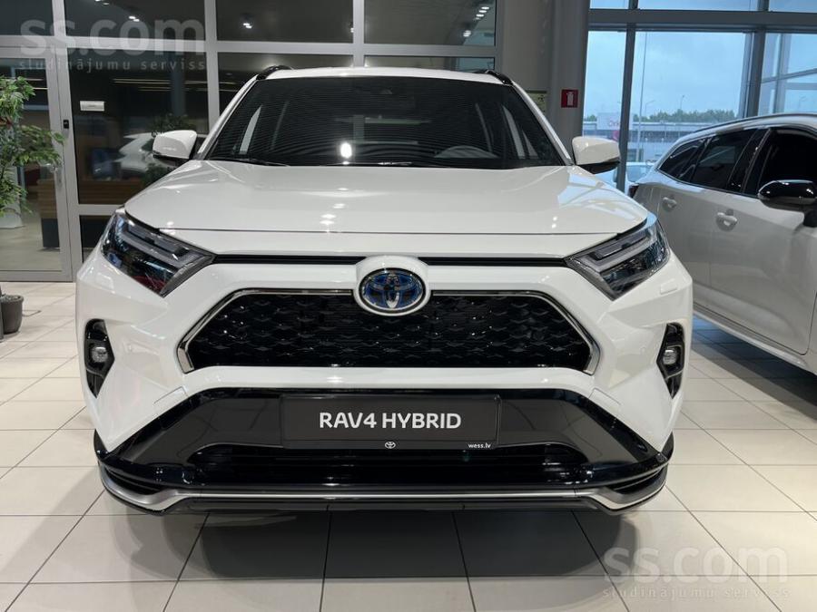 Balts Toyota RAV4 2025 Rīga, ar dzinēja tilpumu 2.50 L un nobraukumu 9 tūkst. km par 49600 €, foto 22 vietnē AUTOMOTO.COM.LV