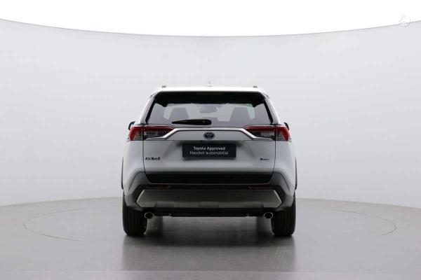 Balts Toyota RAV4 2025 Viļņa, ar dzinēja tilpumu 2.49 L un nobraukumu 10 tūkst. km par 43500 €, foto 4 vietnē AUTOMOTO.COM.LV