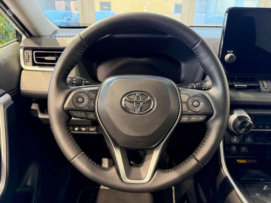 Balts Toyota RAV4 2025 Šauļi, ar dzinēja tilpumu 2.49 L un nobraukumu 15 tūkst. km par 37500 €, foto 11 vietnē AUTOMOTO.COM.LV