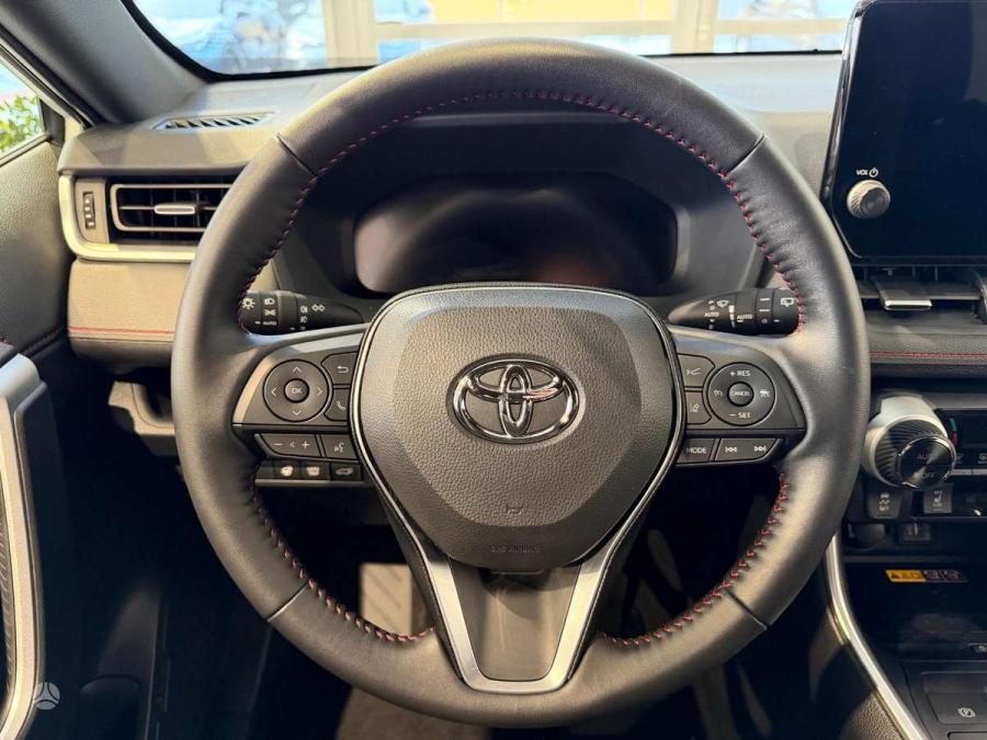 Balts Toyota RAV4 2025 Šauļi, ar dzinēja tilpumu 2.49 L un nobraukumu 15 tūkst. km par 45900 €, foto 11 vietnē AUTOMOTO.COM.LV