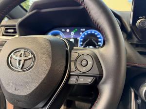 Balts Toyota RAV4 2025 Šauļi, ar dzinēja tilpumu 2.49 L un nobraukumu 15 tūkst. km par 45900 €, foto 18 vietnē AUTOMOTO.COM.LV