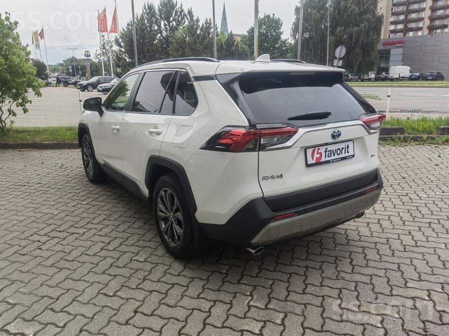 Balts Toyota RAV4 2025 Rīga, ar dzinēja tilpumu 2.50 L un nobraukumu 12 tūkst. km par 34450 €, foto 4 vietnē AUTOMOTO.COM.LV