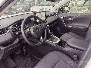 Balts Toyota RAV4 2025 Rīga, ar dzinēja tilpumu 2.50 L un nobraukumu 12 tūkst. km par 34450 €, foto 6 vietnē AUTOMOTO.COM.LV