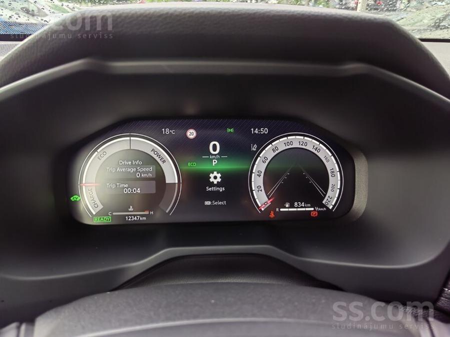 Balts Toyota RAV4 2025 Rīga, ar dzinēja tilpumu 2.50 L un nobraukumu 12 tūkst. km par 34450 €, foto 10 vietnē AUTOMOTO.COM.LV