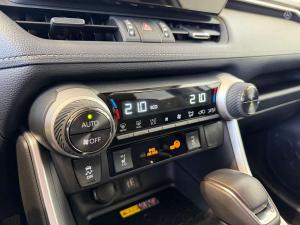 Balts Toyota RAV4 2025 Šauļi, ar dzinēja tilpumu 2.49 L un nobraukumu 16 tūkst. km par 37900 €, foto 14 vietnē AUTOMOTO.COM.LV