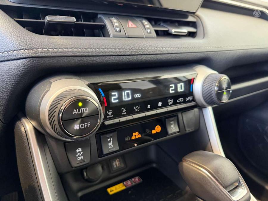 Balts Toyota RAV4 2025 Šauļi, ar dzinēja tilpumu 2.49 L un nobraukumu 16 tūkst. km par 37900 €, foto 14 vietnē AUTOMOTO.COM.LV