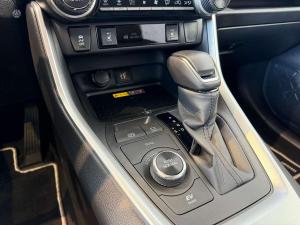 Balts Toyota RAV4 2025 Šauļi, ar dzinēja tilpumu 2.49 L un nobraukumu 16 tūkst. km par 37900 €, foto 15 vietnē AUTOMOTO.COM.LV