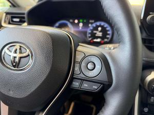 Balts Toyota RAV4 2025 Šauļi, ar dzinēja tilpumu 2.49 L un nobraukumu 16 tūkst. km par 37900 €, foto 17 vietnē AUTOMOTO.COM.LV