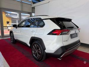 Balts Toyota RAV4 2025 Šauļi, ar dzinēja tilpumu 2.49 L un nobraukumu 18 tūkst. km par 37900 €, foto 4 vietnē AUTOMOTO.COM.LV