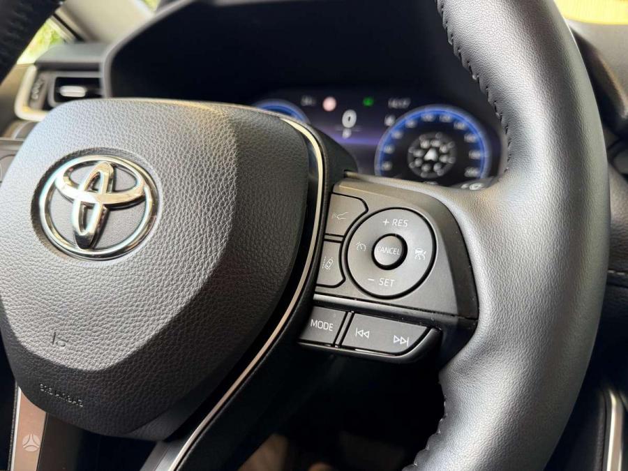 Balts Toyota RAV4 2025 Šauļi, ar dzinēja tilpumu 2.49 L un nobraukumu 18 tūkst. km par 37900 €, foto 31 vietnē AUTOMOTO.COM.LV
