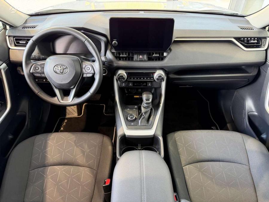 Balts Toyota RAV4 2025 Šauļi, ar dzinēja tilpumu 2.49 L un nobraukumu 18 tūkst. km par 37900 €, foto 16 vietnē AUTOMOTO.COM.LV