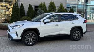 Balts Toyota RAV4 2025 Rīga, ar dzinēja tilpumu 2.50 L un nobraukumu 55 tūkst. km par 34500 €, foto 4 vietnē AUTOMOTO.COM.LV