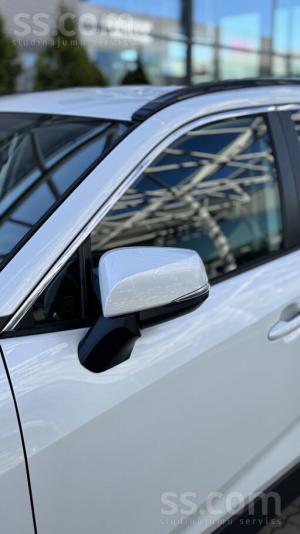 Balts Toyota RAV4 2025 Rīga, ar dzinēja tilpumu 2.50 L un nobraukumu 55 tūkst. km par 34500 €, foto 31 vietnē AUTOMOTO.COM.LV