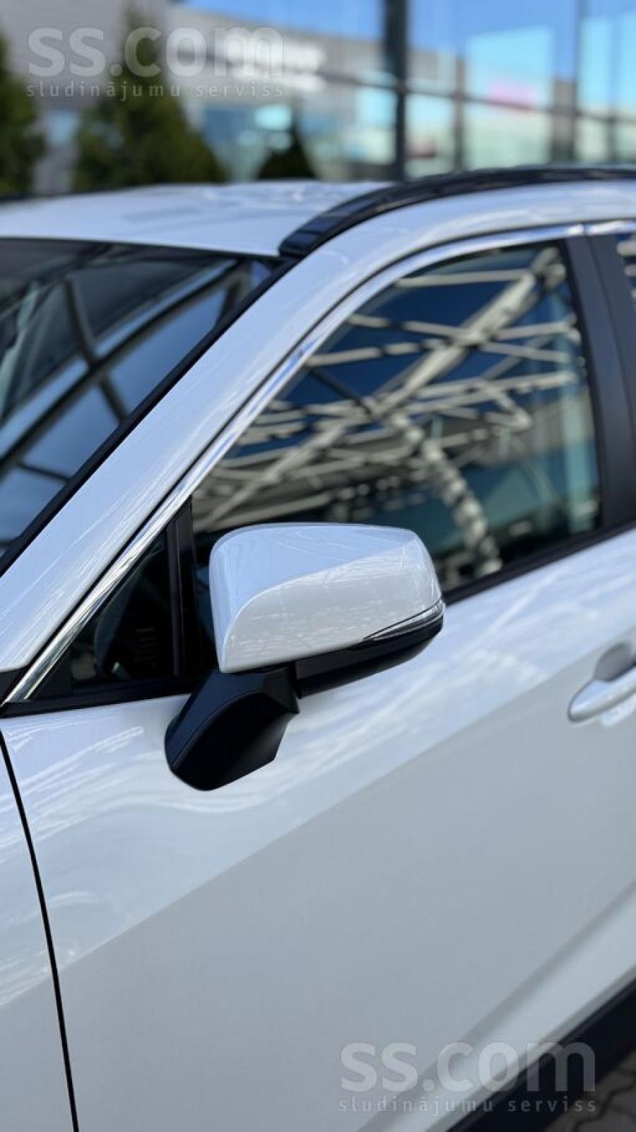 Balts Toyota RAV4 2025 Rīga, ar dzinēja tilpumu 2.50 L un nobraukumu 55 tūkst. km par 34500 €, foto 31 vietnē AUTOMOTO.COM.LV