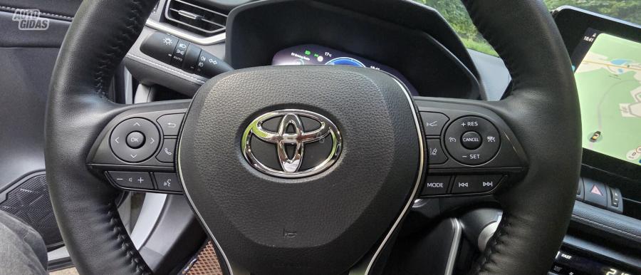 White Toyota RAV4 2025 in Vilnius, with an engine capacity of 2.50 L and mileage of 39 thousand km for 38400 €, photo 10 on AUTOMOTO.COM.LV