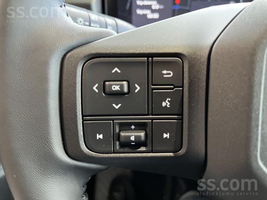 Balts Toyota RAV4 2026 Ventspils, ar dzinēja tilpumu 2.50 L un nobraukumu 10 tūkst. km par 48250 €, foto 14 vietnē AUTOMOTO.COM.LV