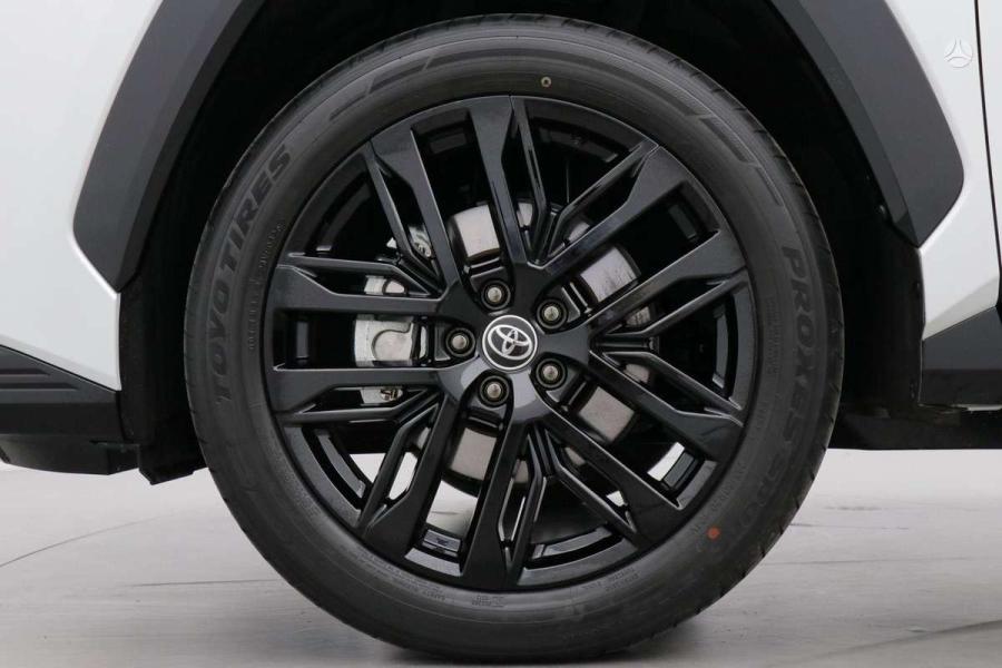 Balts Toyota RAV4 2026 Viļņa, ar dzinēja tilpumu 1.99 L un nobraukumu 1 tūkst. km par 50500 €, foto 16 vietnē AUTOMOTO.COM.LV