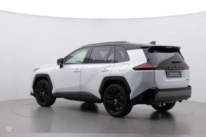 Balts Toyota RAV4 2026 Viļņa, ar dzinēja tilpumu 1.99 L un nobraukumu 1 tūkst. km par 50500 €, foto 18 vietnē AUTOMOTO.COM.LV