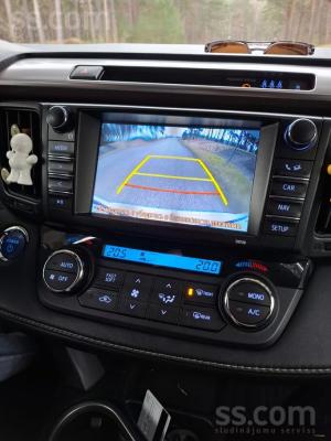 Balts Toyota RAV4 2016 Ventspils, ar dzinēja tilpumu 2.50 L un nobraukumu 233 tūkst. km par 16000 €, foto 15 vietnē AUTOMOTO.COM.LV