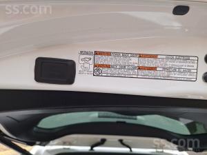 Balts Toyota RAV4 2016 Ventspils, ar dzinēja tilpumu 2.50 L un nobraukumu 233 tūkst. km par 16000 €, foto 17 vietnē AUTOMOTO.COM.LV