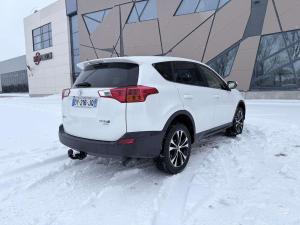 Balts Toyota RAV4 2015 Šauļi, ar dzinēja tilpumu 2.20 L un nobraukumu 234 tūkst. km par 10200 €, foto 16 vietnē AUTOMOTO.COM.LV