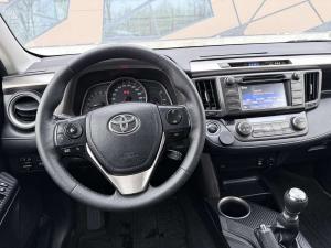 Balts Toyota RAV4 2015 Šauļi, ar dzinēja tilpumu 2.20 L un nobraukumu 234 tūkst. km par 10200 €, foto 30 vietnē AUTOMOTO.COM.LV