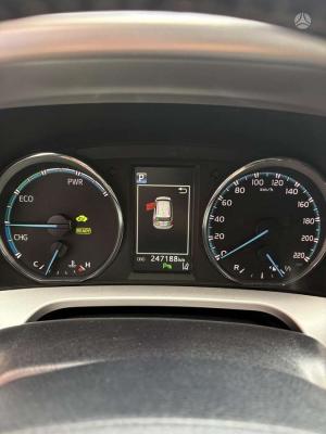 Balts Toyota RAV4 2016 Marijampole, ar dzinēja tilpumu 2.49 L un nobraukumu 247 tūkst. km par 15500 €, foto 12 vietnē AUTOMOTO.COM.LV