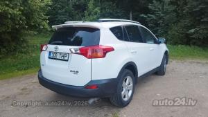 Белый Тойота РАВ 4 2013 в Таллин, объемом двигателя 2.20 л и пробегом 322 тыс. км за 6999 €, фото 6 на AUTOMOTO.COM.LV