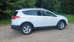 Белый Тойота РАВ 4 2013 в Таллин, объемом двигателя 2.20 л и пробегом 322 тыс. км за 6999 €, фото 10 на AUTOMOTO.COM.LV