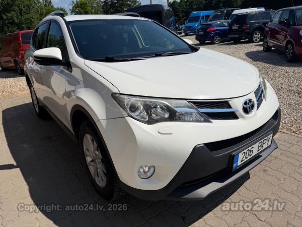 Balts Toyota RAV4 2014 Veru, ar dzinēja tilpumu 2.00 L un nobraukumu 256 tūkst. km par 8500 €, foto 3 vietnē AUTOMOTO.COM.LV
