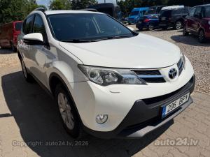 Balts Toyota RAV4 2014 Veru, ar dzinēja tilpumu 2.00 L un nobraukumu 256 tūkst. km par 8500 €, foto 4 vietnē AUTOMOTO.COM.LV