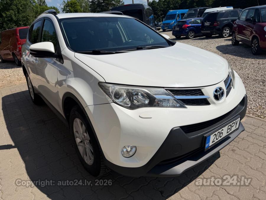 Balts Toyota RAV4 2014 Veru, ar dzinēja tilpumu 2.00 L un nobraukumu 256 tūkst. km par 8500 €, foto 4 vietnē AUTOMOTO.COM.LV