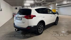 Balts Toyota RAV4 2014 Tallina, ar dzinēja tilpumu 2.00 L un nobraukumu 230 tūkst. km par 9999 €, foto 4 vietnē AUTOMOTO.COM.LV