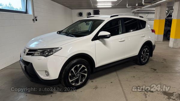 Balts Toyota RAV4 2014 Tallina, ar dzinēja tilpumu 2.00 L un nobraukumu 230 tūkst. km par 9999 €, foto 6 vietnē AUTOMOTO.COM.LV