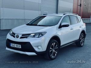 White Toyota RAV4 2015 in Tallinn, with an engine capacity of 2.00 L and mileage of 140 thousand km for 12950 €, photo  on AUTOMOTO.COM.LV