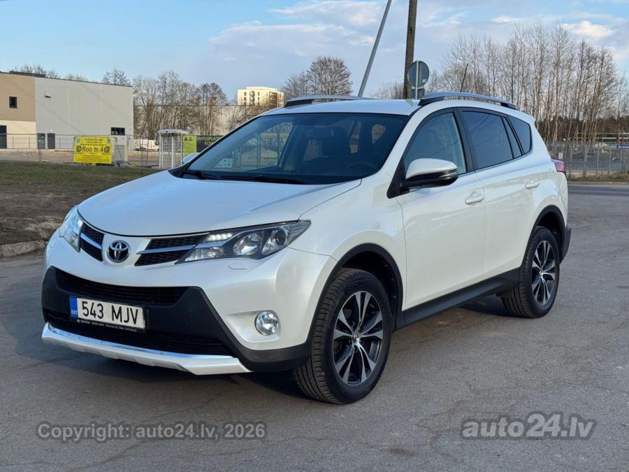 Balts Toyota RAV4 2015 Tallina, ar dzinēja tilpumu 2.00 L un nobraukumu 140 tūkst. km par 12950 €, foto 9 vietnē AUTOMOTO.COM.LV