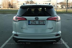 White Toyota RAV4 2017 in Tallinn, with an engine capacity of 2.00 L and mileage of 91 thousand km for 19000 €, photo 5 on AUTOMOTO.COM.LV