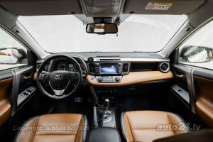 Balts Toyota RAV4 2017 Tallina, ar dzinēja tilpumu 2.50 L un nobraukumu 126 tūkst. km par 17500 €, foto 12 vietnē AUTOMOTO.COM.LV
