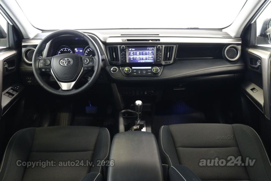Balts Toyota RAV4 2018 Tallina, ar dzinēja tilpumu 1.99 L un nobraukumu 84 tūkst. km par 19400 €, foto 9 vietnē AUTOMOTO.COM.LV