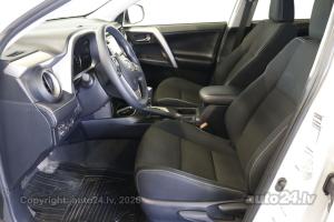 Balts Toyota RAV4 2018 Tallina, ar dzinēja tilpumu 1.99 L un nobraukumu 84 tūkst. km par 19400 €, foto 12 vietnē AUTOMOTO.COM.LV
