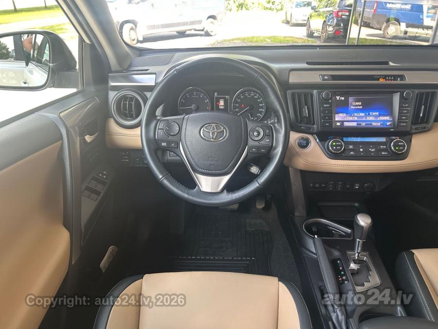 Balts Toyota RAV4 2018 Tallina, ar dzinēja tilpumu 2.00 L un nobraukumu 105 tūkst. km par 18990 €, foto 8 vietnē AUTOMOTO.COM.LV